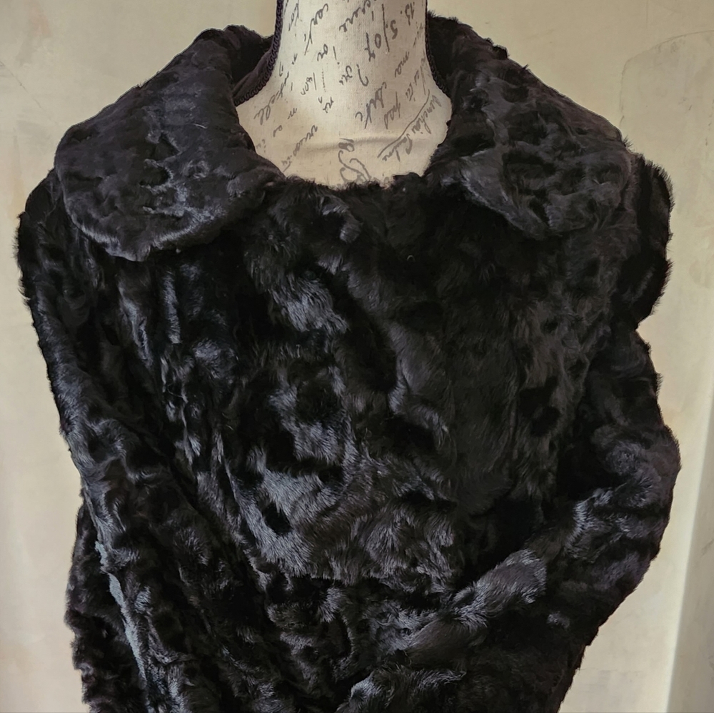 Vintage Women's Russian Broadtail Fur Black Coat. - Gem